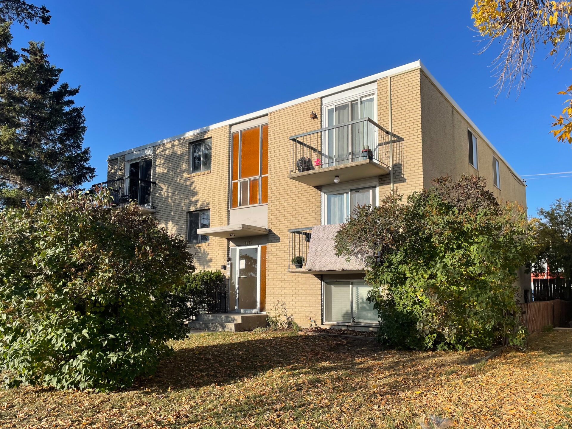 Case Study: Vendor-Take-Back Sale of 8-Unit Apartment Building - NAI ...